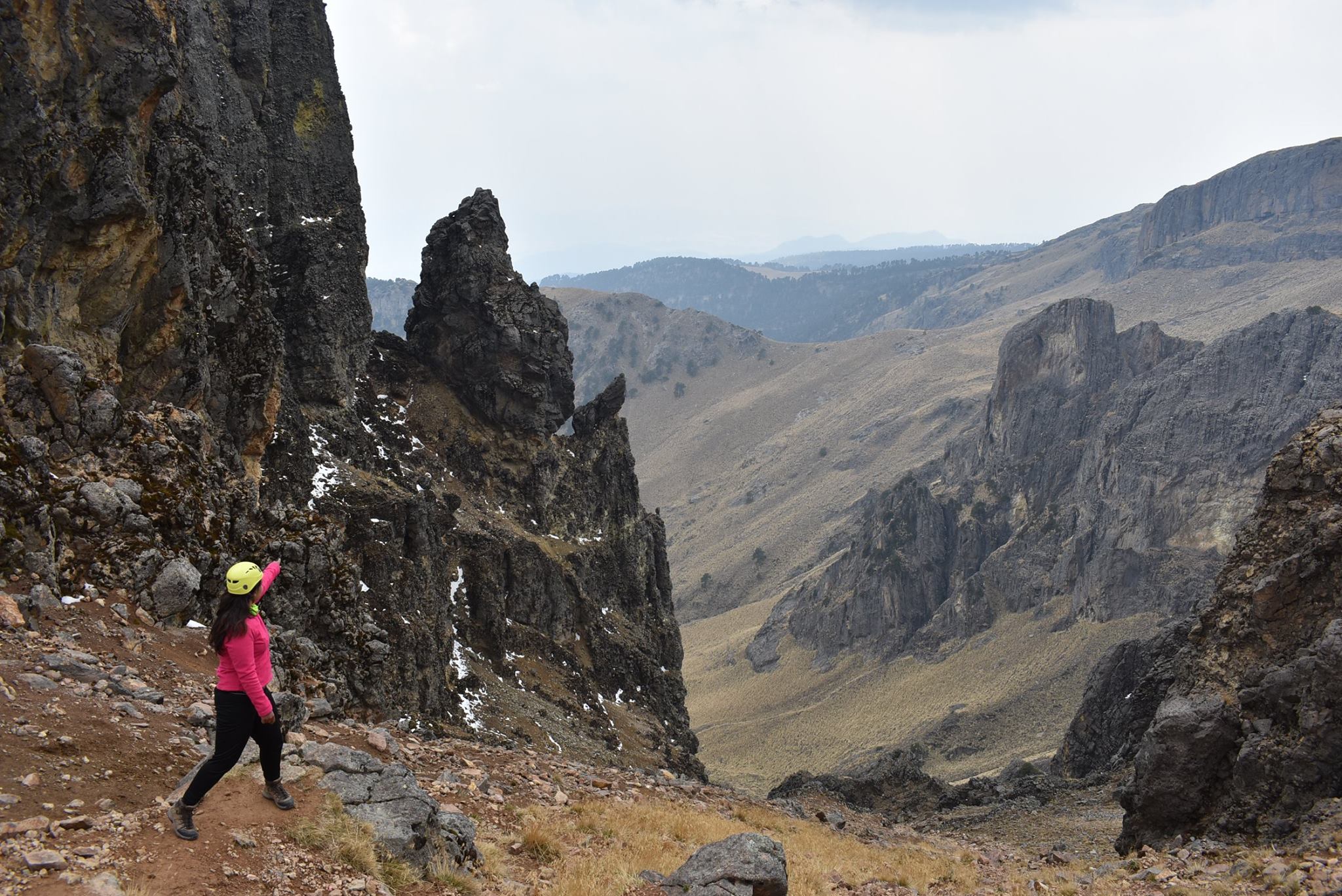 Lizbeth Avena-Hroblak - Geologist